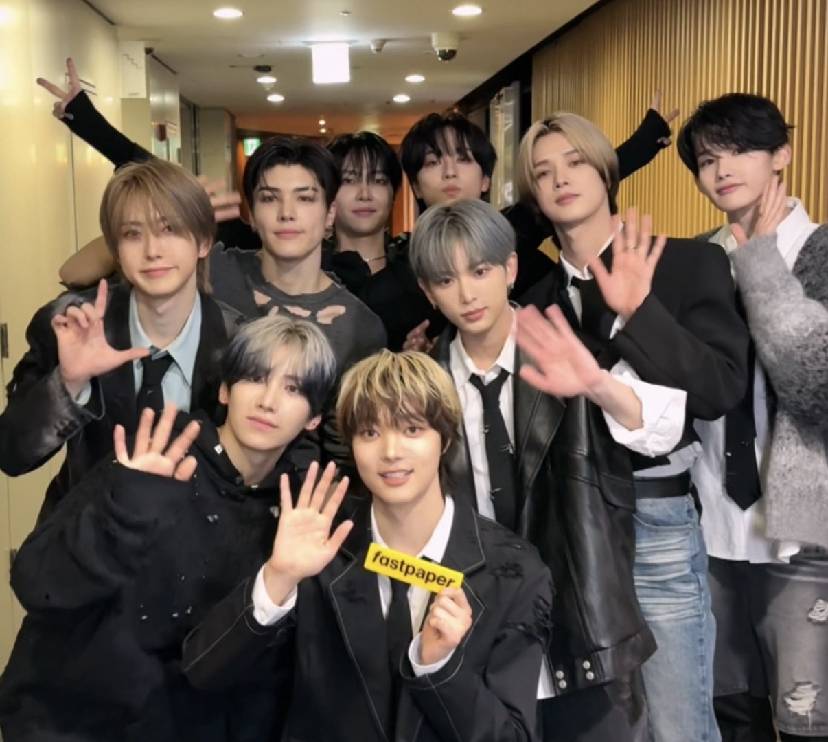 내 맘대로 세뱃돈 주고 싶은 아이돌 그룹 1위 &TEAM 축하드립니다 | 패스트페이퍼 (Fastpaper)